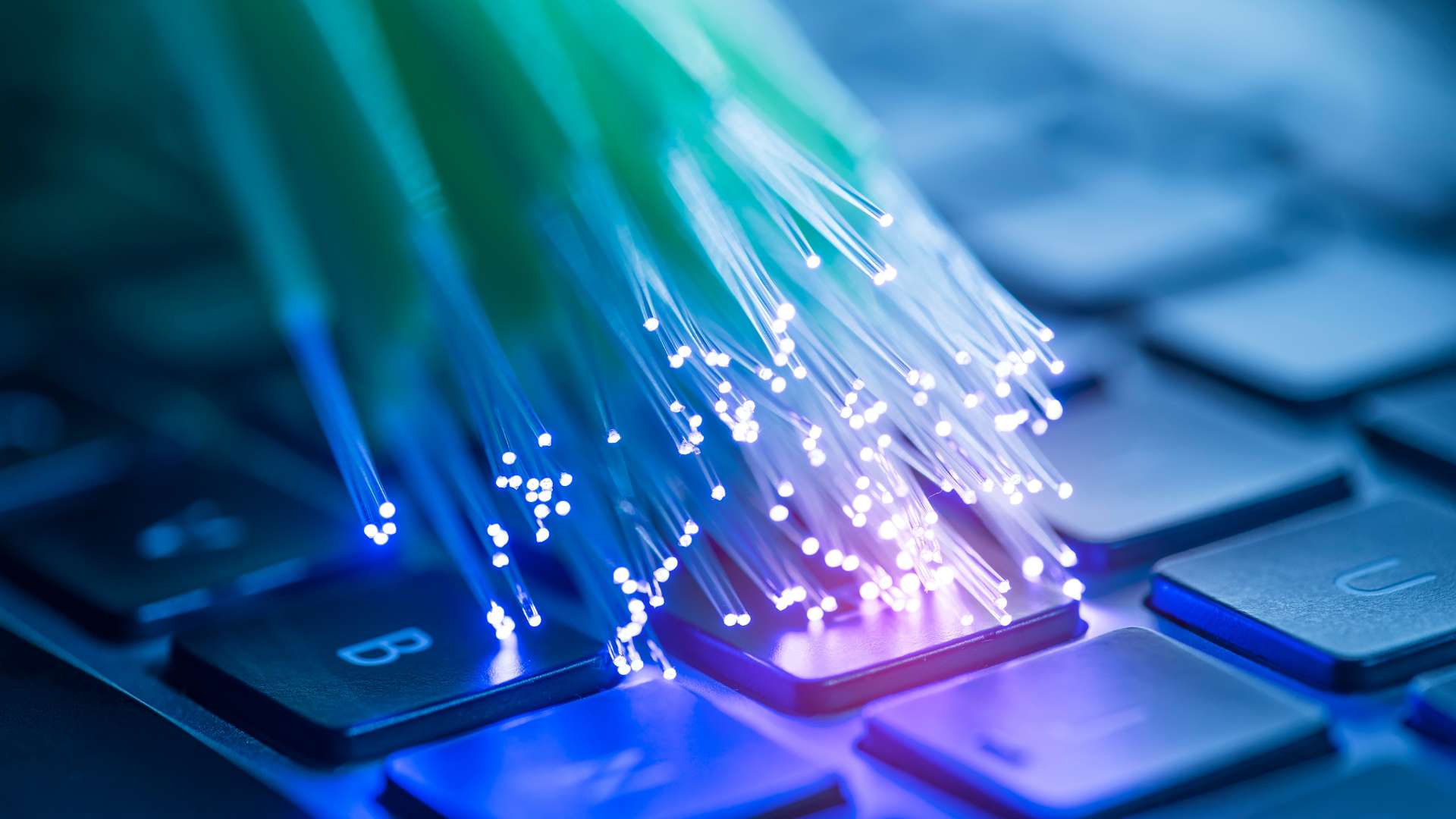 FWA vs fibra per l'ufficio: quale connessione scegliere nel 2026
